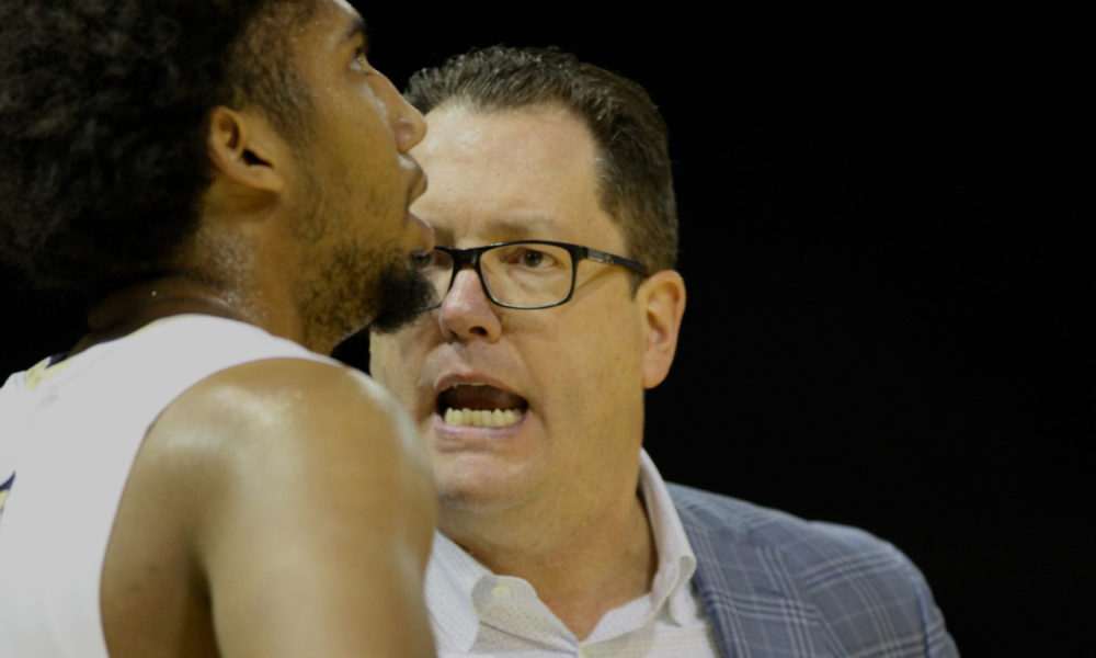 Omaha races past Bobcats in non-conference finale – Skyline Sports