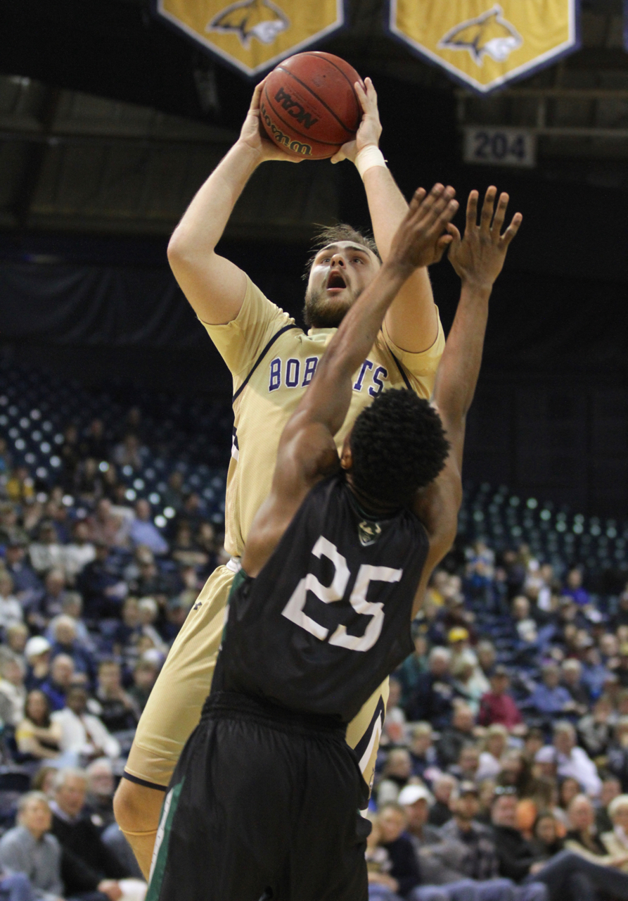 Canda’s late shot lifts Vikings past MSU – Skyline Sports