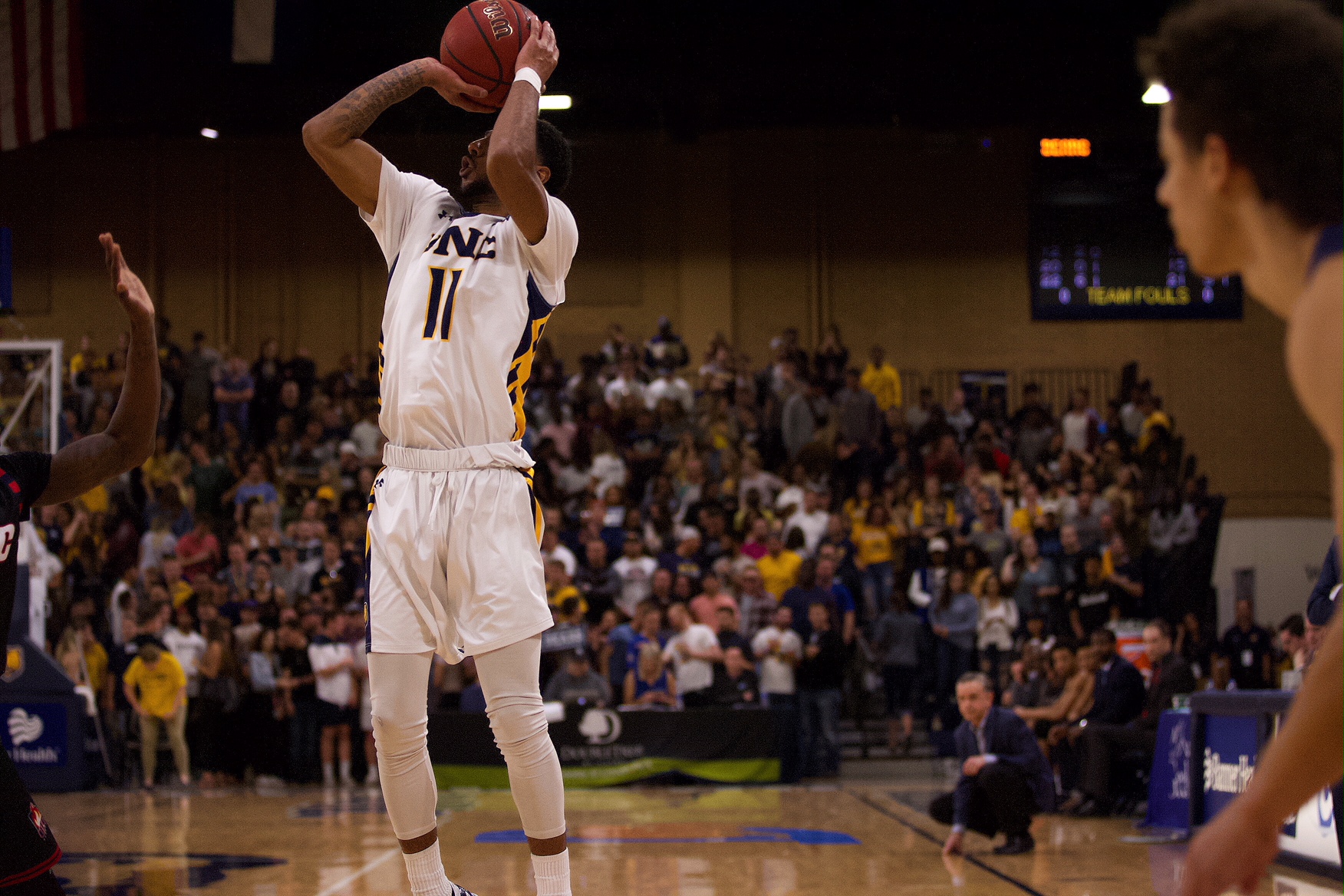 Northern Colorado wins first NCAA postseason tournament in Big Sky ...