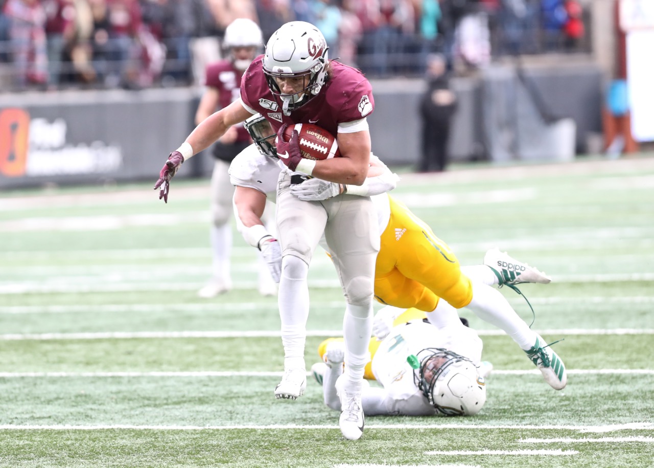 Montana destroys SLU, moves into quarterfinals – Skyline Sports