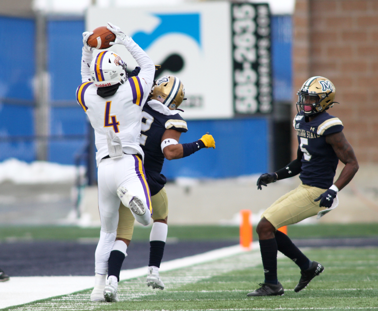 Juwan Green mosses Tyrell Thomas for 6 – Skyline Sports