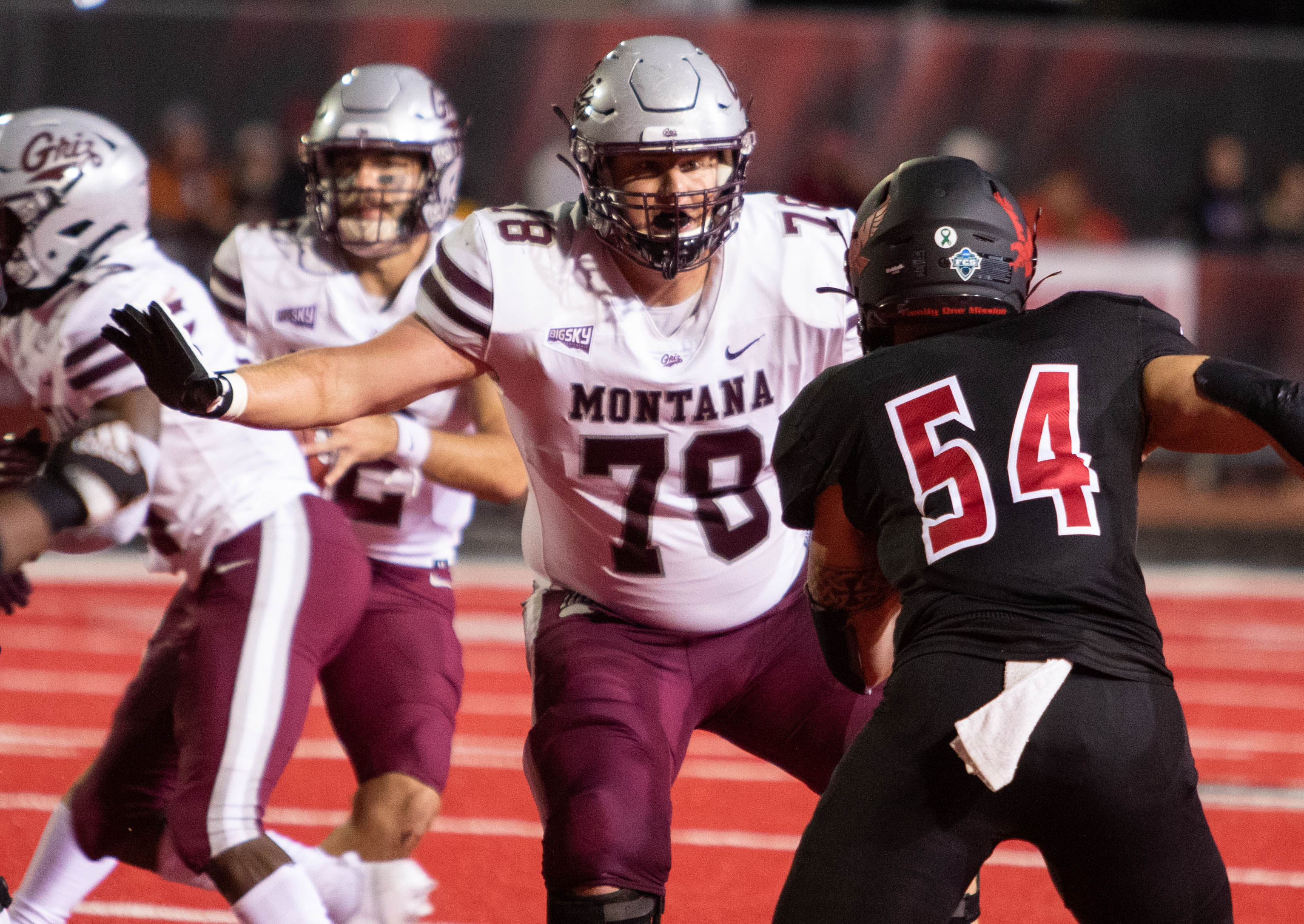 THE MATCHUPS: Montana State front seven vs. Griz offense – Skyline Sports