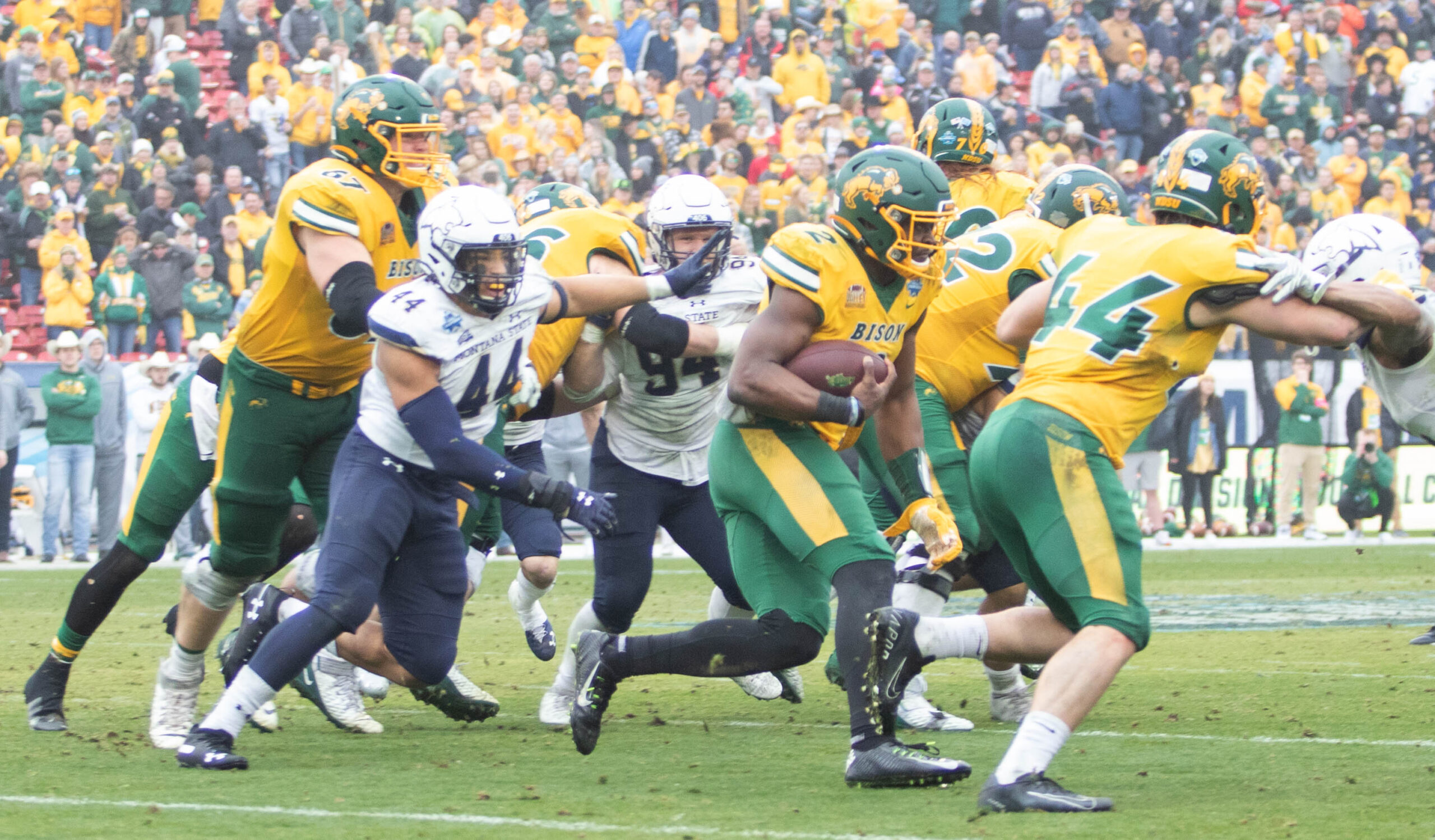 A GAME IN PHOTOS – 2021 FCS National Championship – Jason Bacaj ...