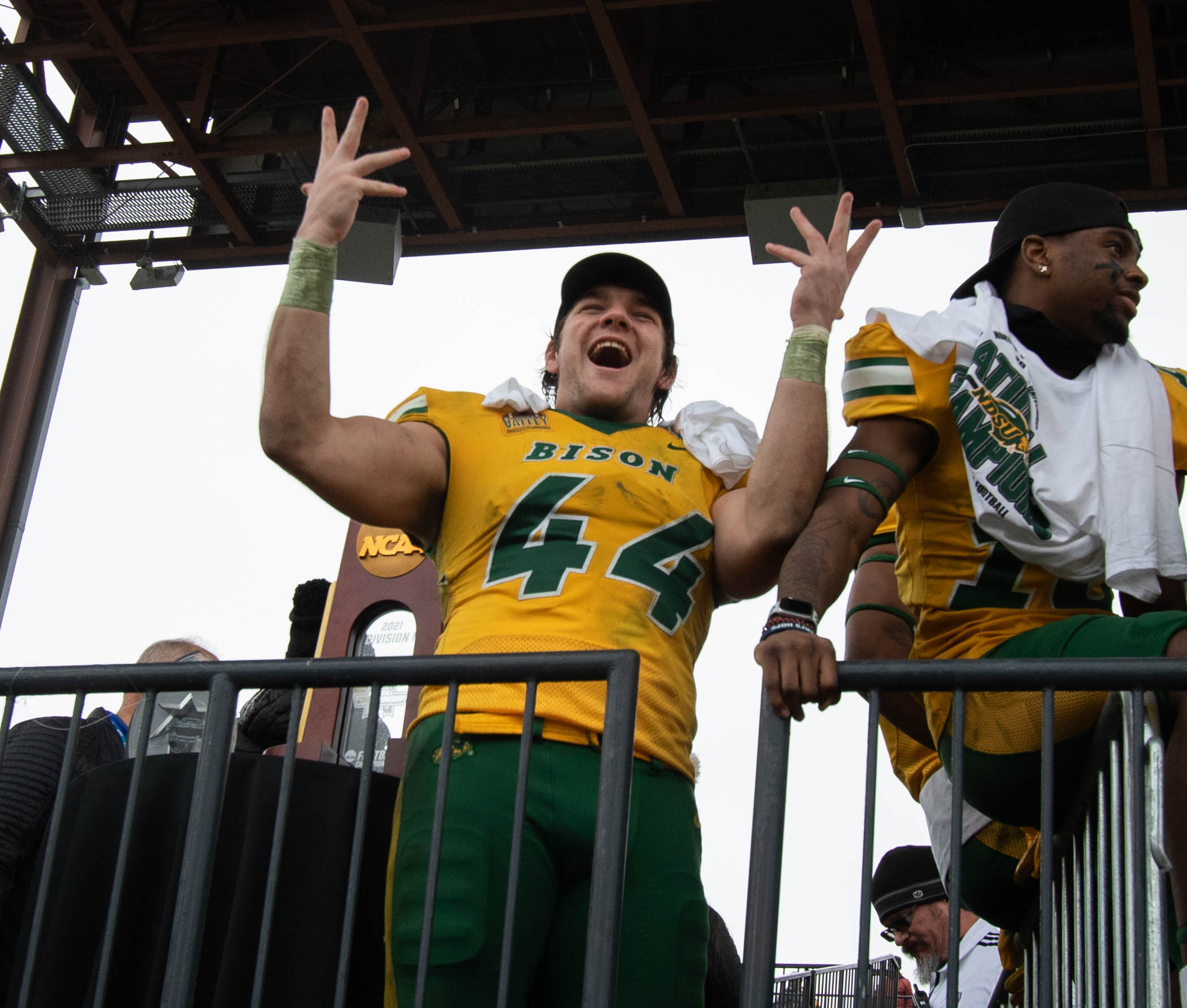 A GAME IN PHOTOS – 2021 FCS National Championship – Jason Bacaj ...