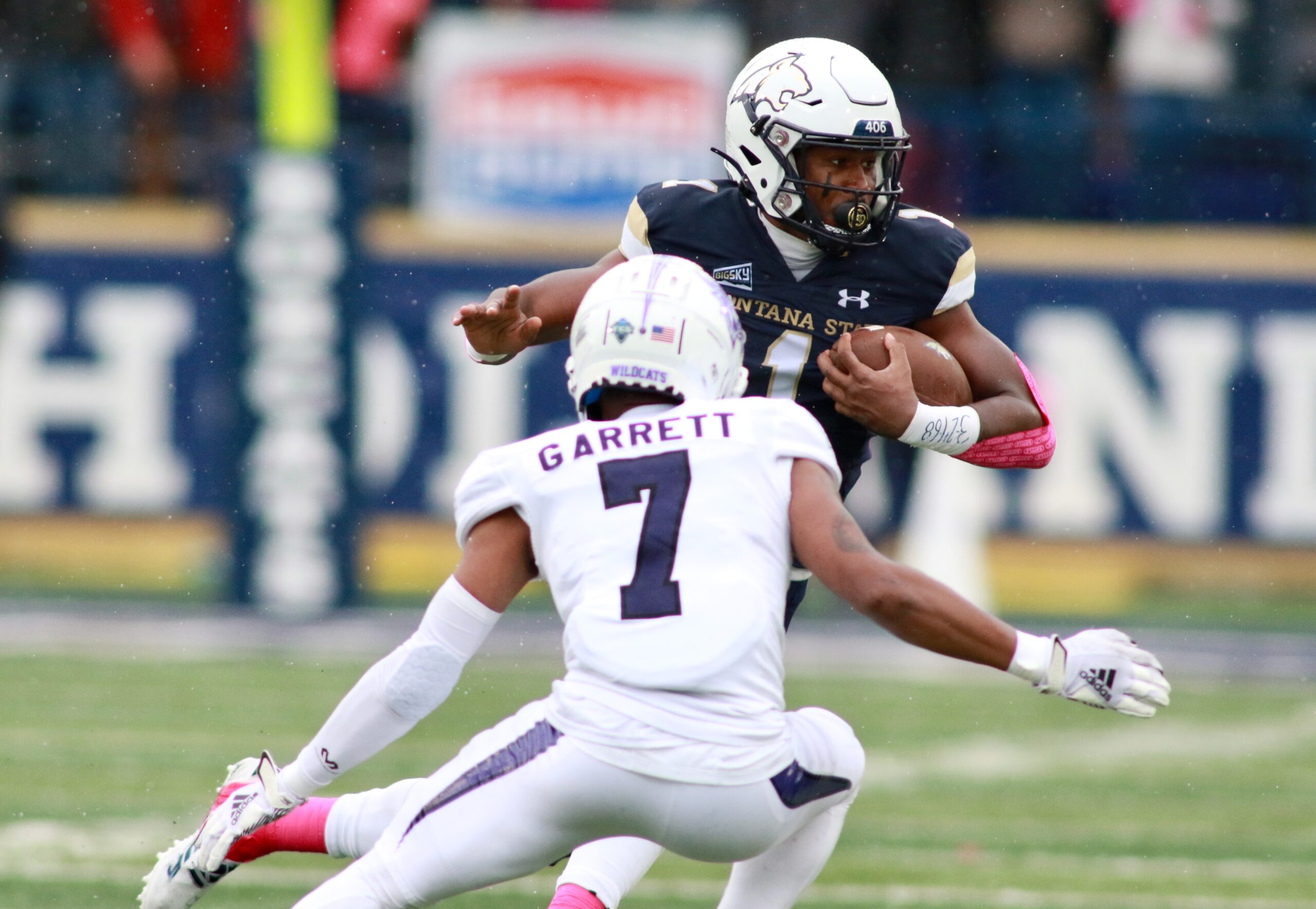 BUCKING THE MOLD: Senior transfer WR Alston, Thomas have defied portal ...