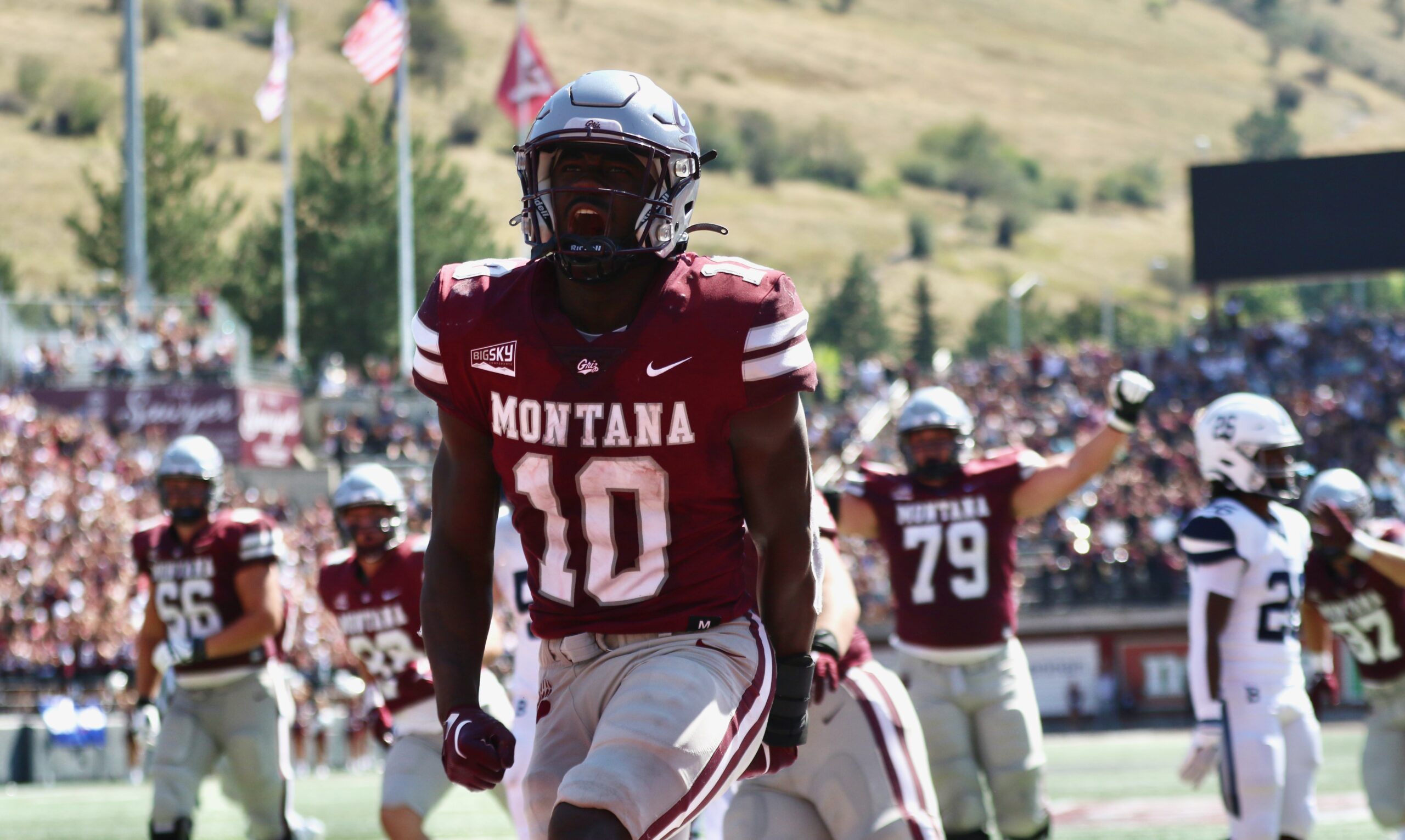 Griz switch QBs in second half, pull away for season-opening win ...