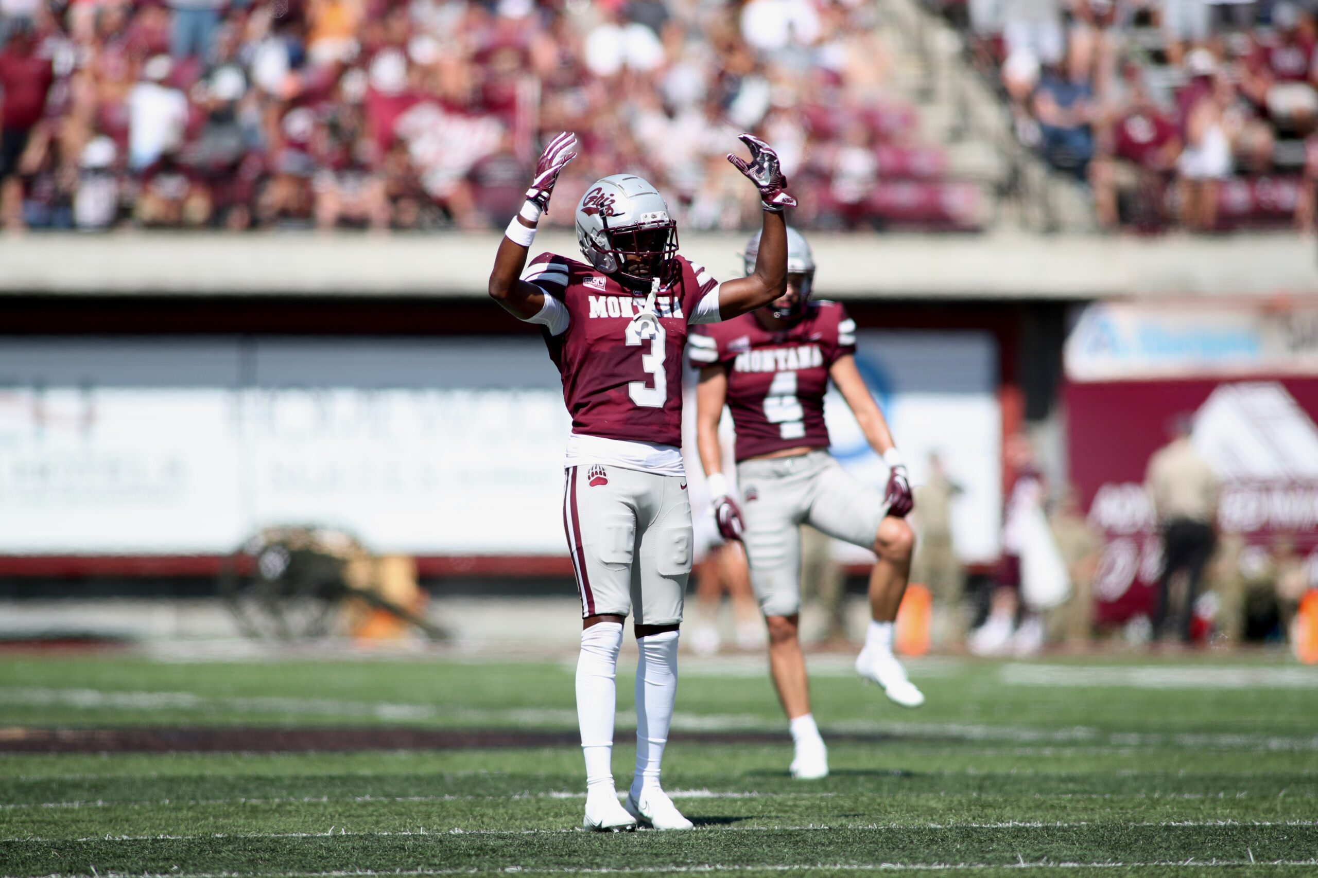 A GAME IN PHOTOS: Brooks Nuanez on Griz win over Butler to open 2023 ...
