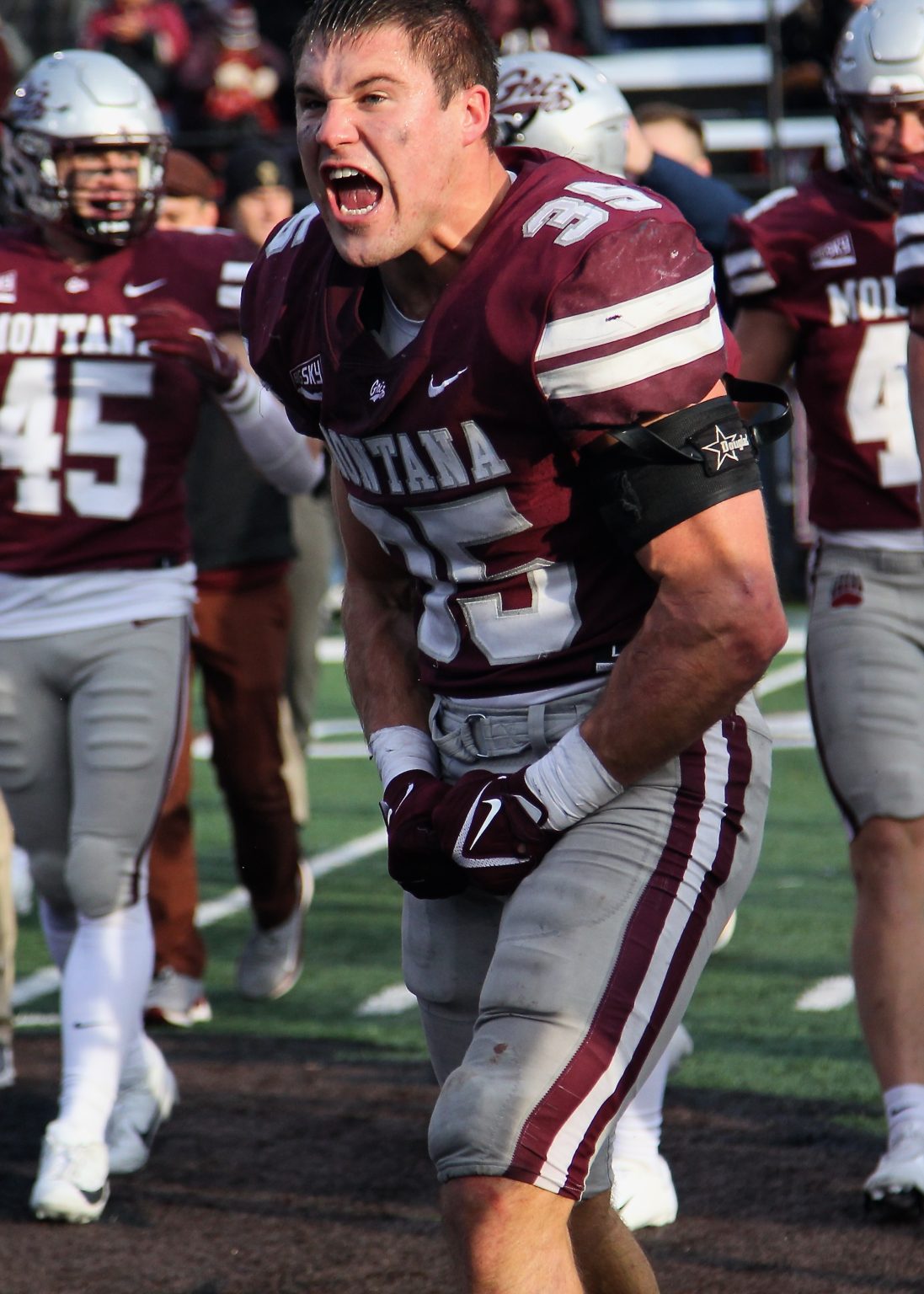 BIG SKY BEAT DOWN – Griz eviscerate ‘Cats to claim first league title ...