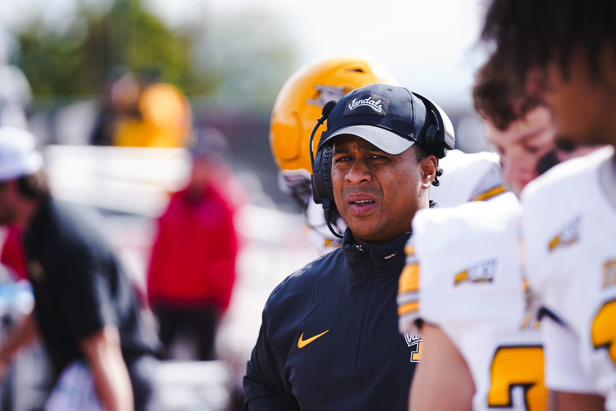 Idaho hires former assistant Thomas Ford Jr. to lead Vandal football ...