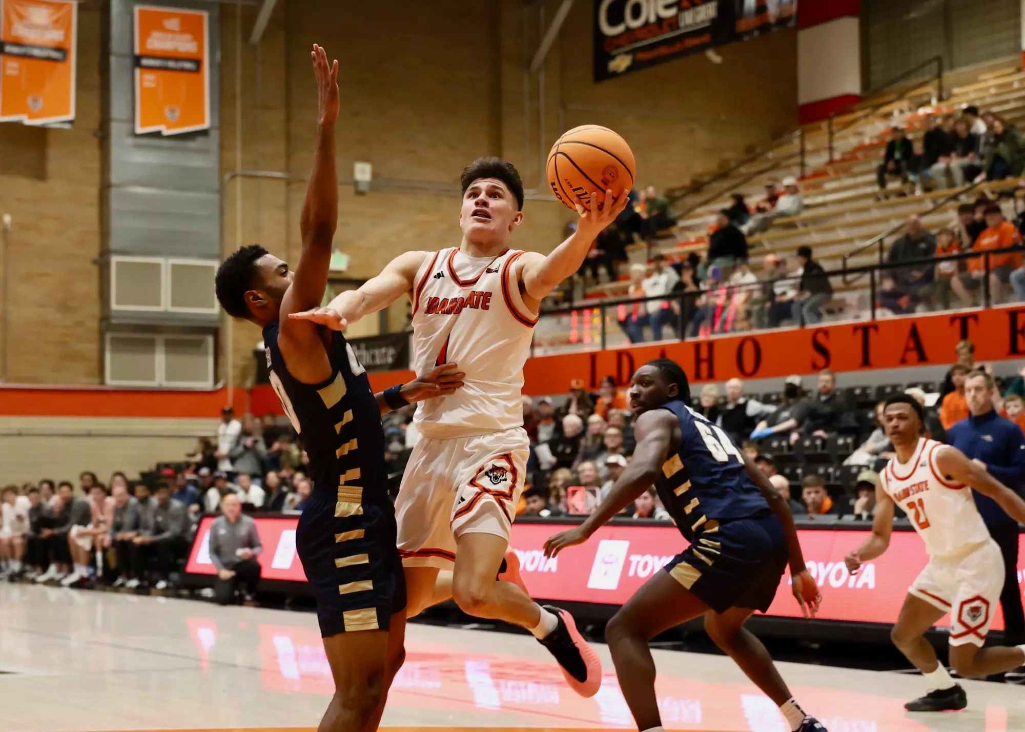 FIVE BIG SKY MEN’S HOOPERS WHO GIVE THEIR TEAMS AN IMPORTANT JOLT ...