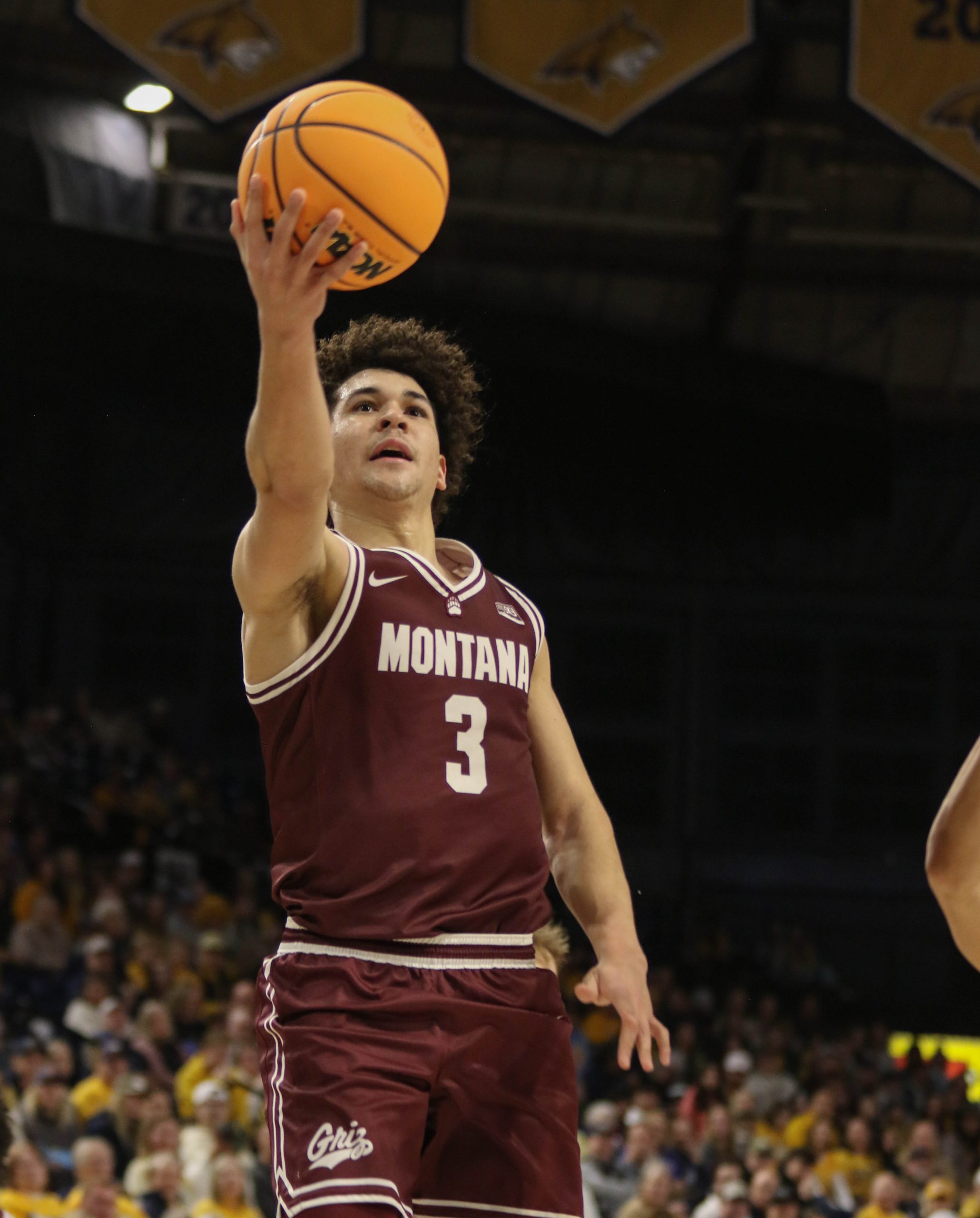 DeCuire ties Montana wins record as Griz outlast Bobcats in Bozeman – Skyline Sports